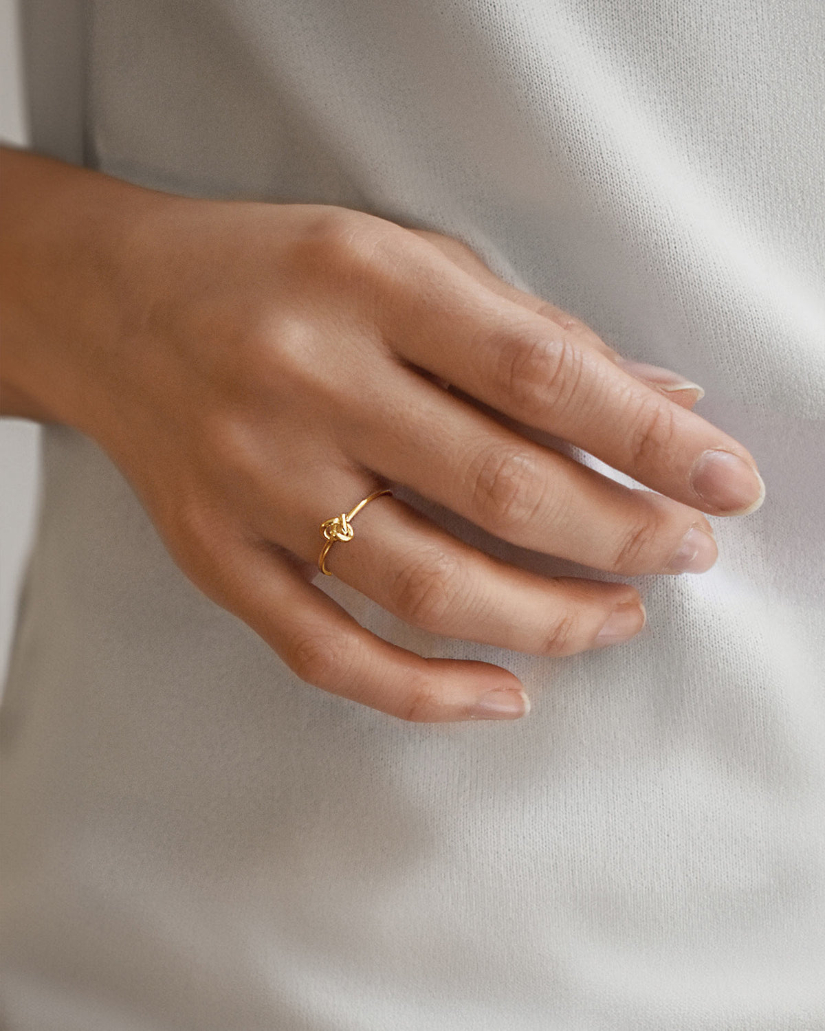 Le Knot drop ring gold – Drakenberg Sjölin